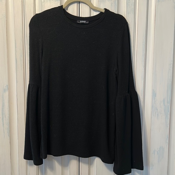 Zara | Tops | Zara Belle Sleeves Soft Shirt | Poshmark